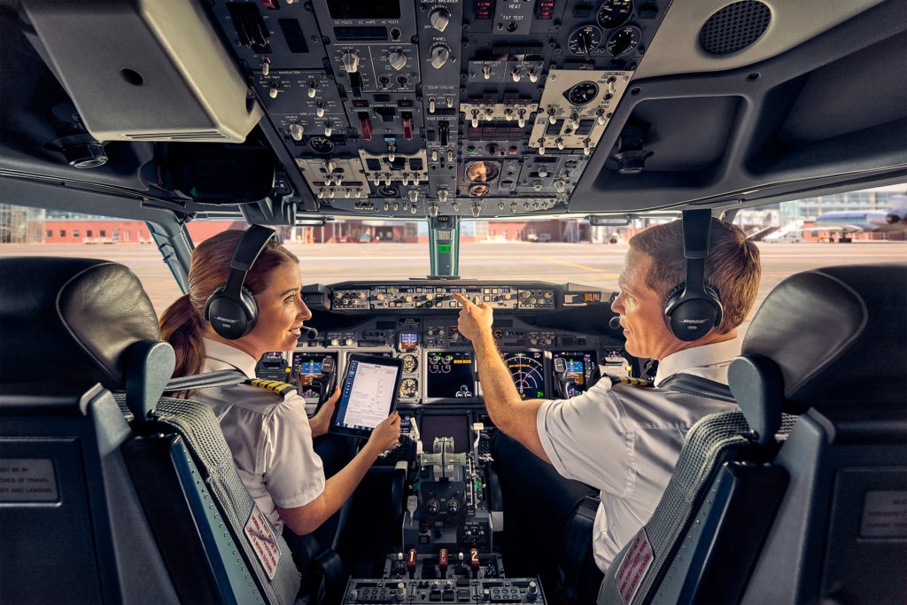 Bose Announces Next Generation of Aviation Headsets - SUN 'n FUN ...